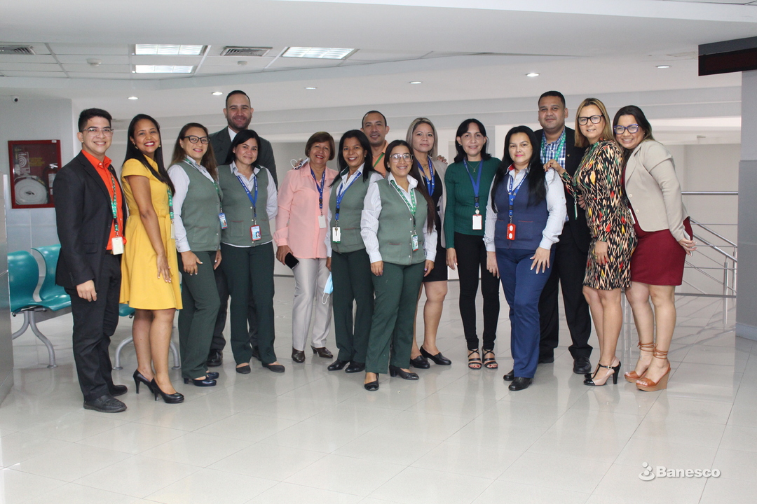 Miembros de Banesco Banco Porlamar