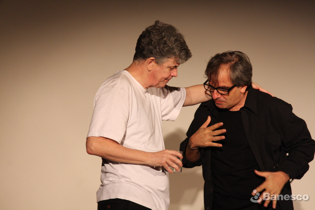 Javier Vidal junto a Héctor Manrique