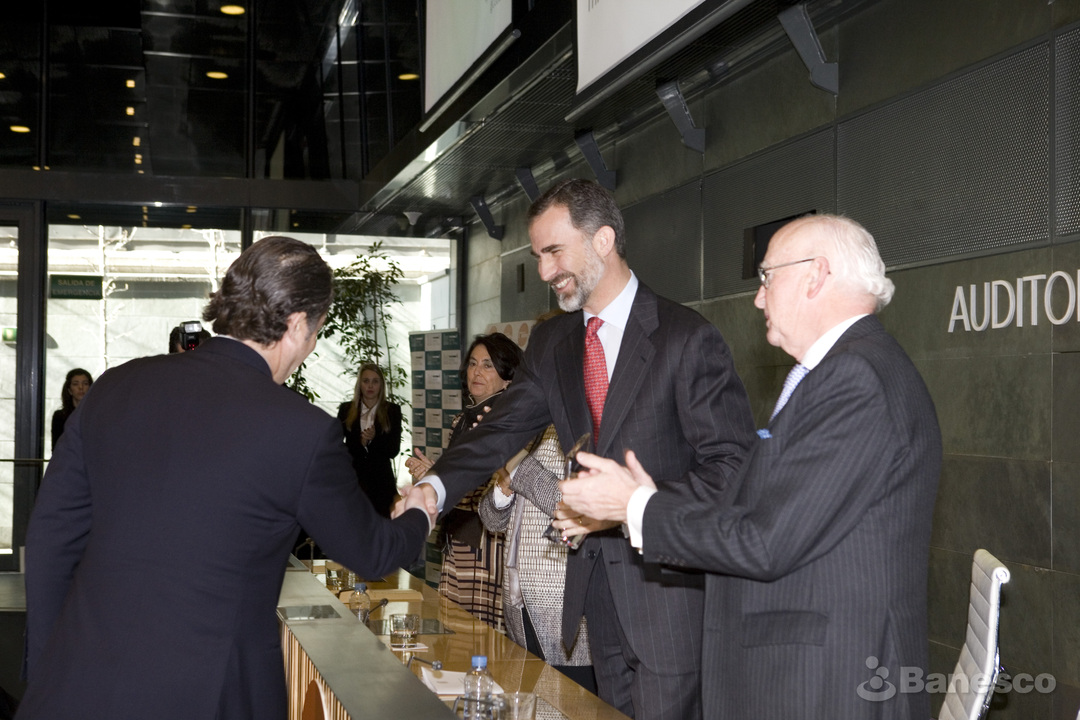 Juan Carlos Escotet recibe el premio CODESPA