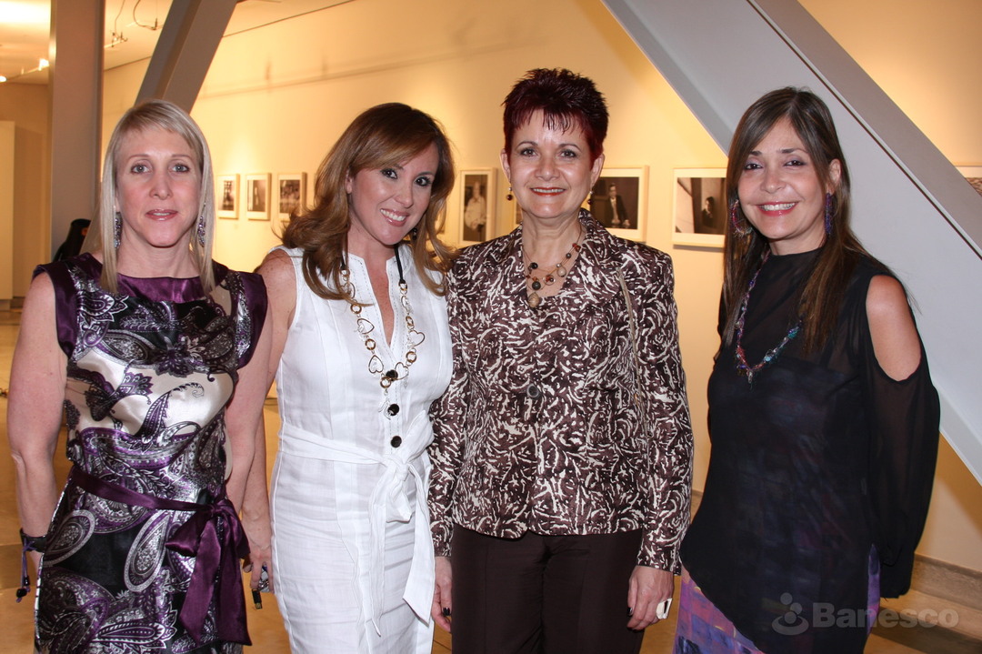 Susana Santamaría, Katherine Copete, Norma Trejo y Mirna Hobaica