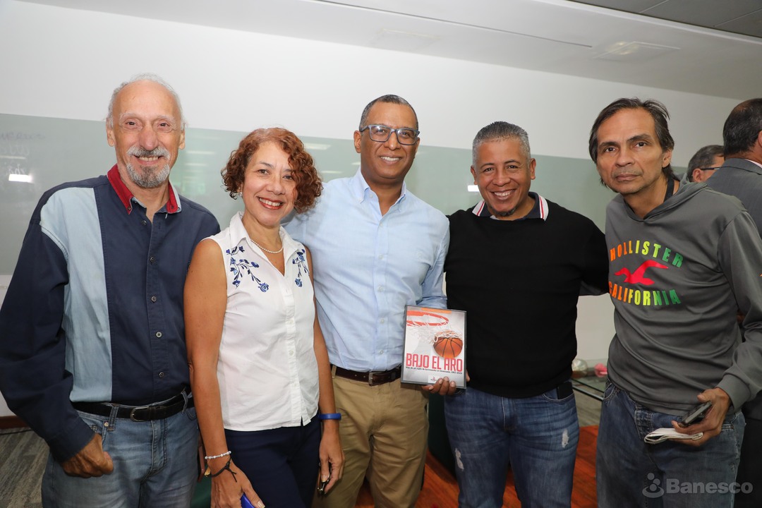 Roberto Romanelli, Letizia Buttarello, Williams Brito y Eduardo Chapellin